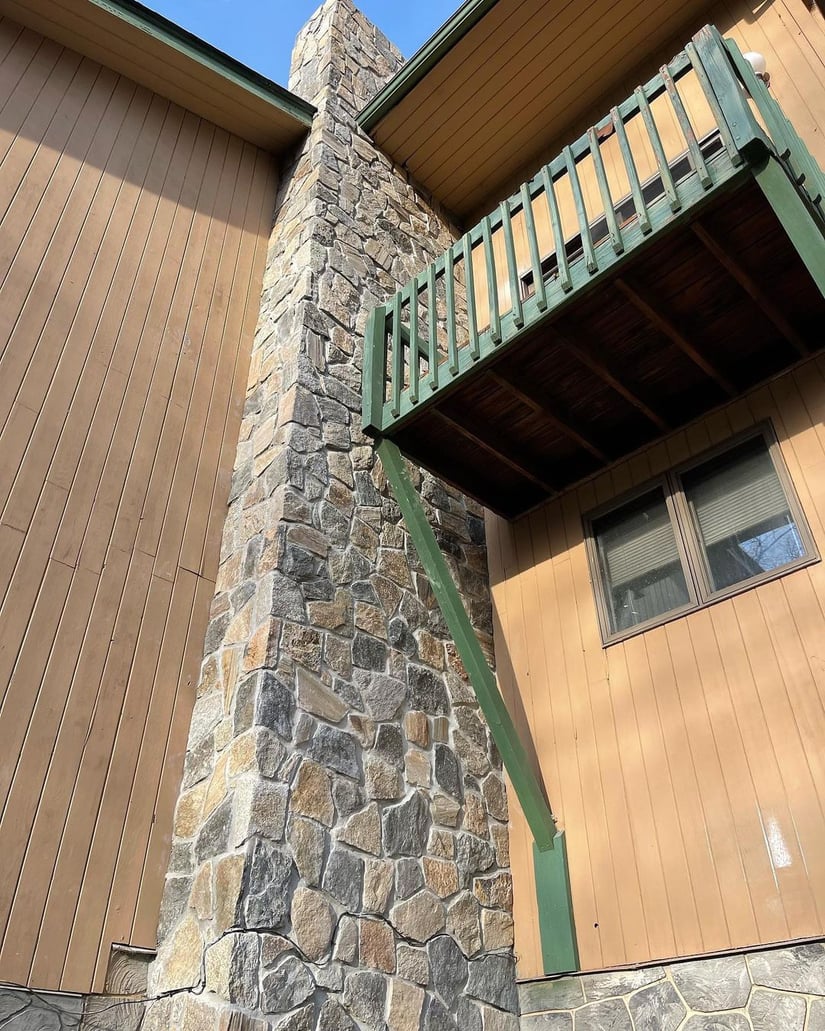 Chimney Designs that Inspire with All-Natural Stone