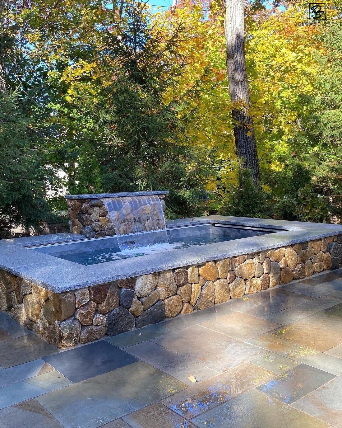 5 Exterior Natural Stone Projects Inspired for Fall