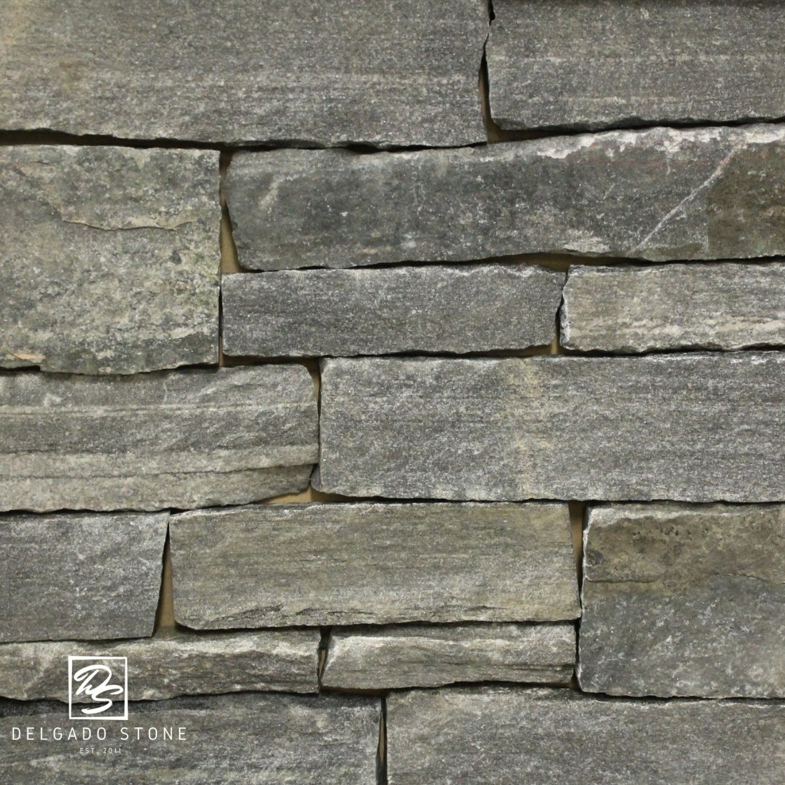 American Mist Collection - Dark Grey Stone Veneer