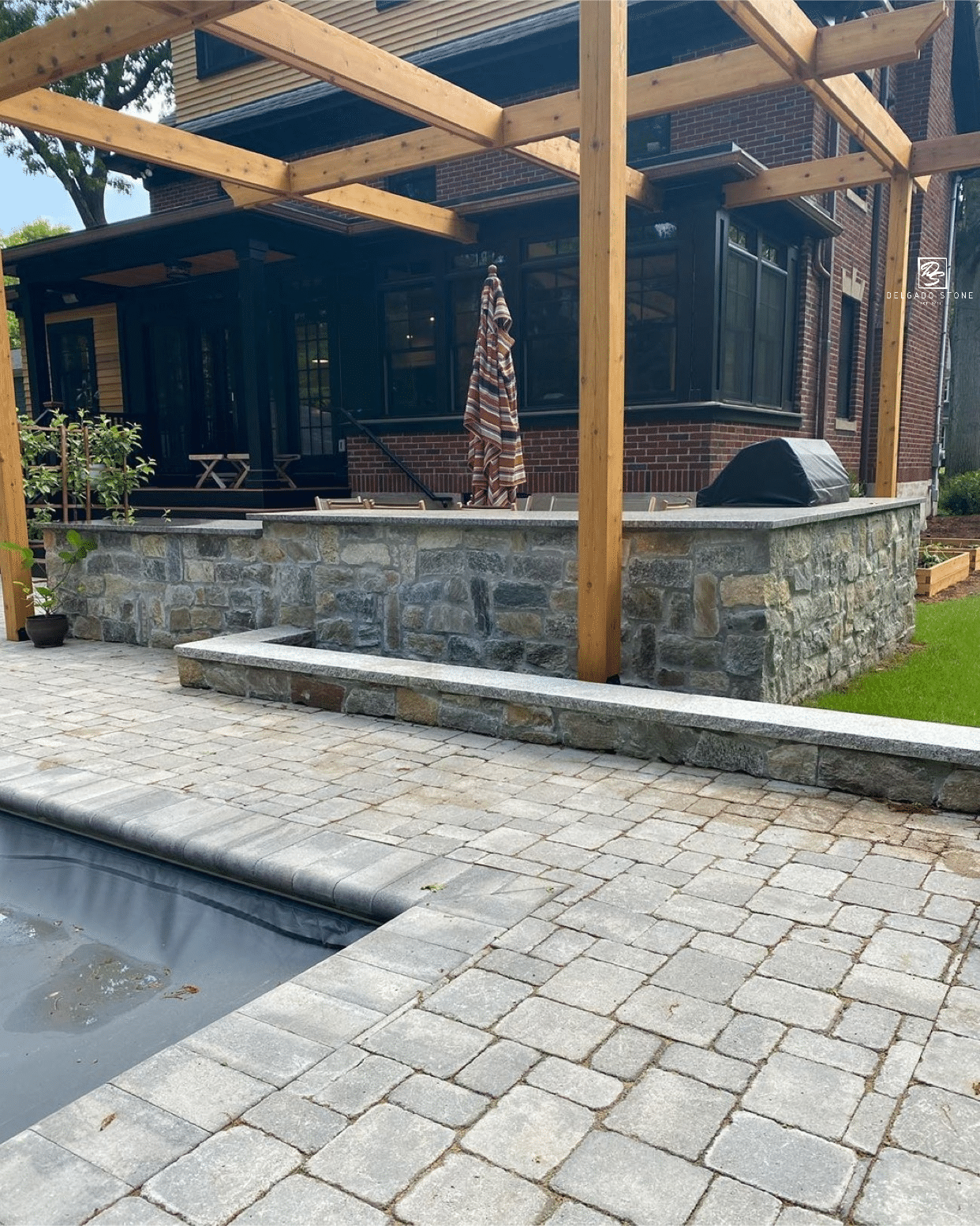 Natural Stone Products | Stone Veneer | Flagstone | Steps