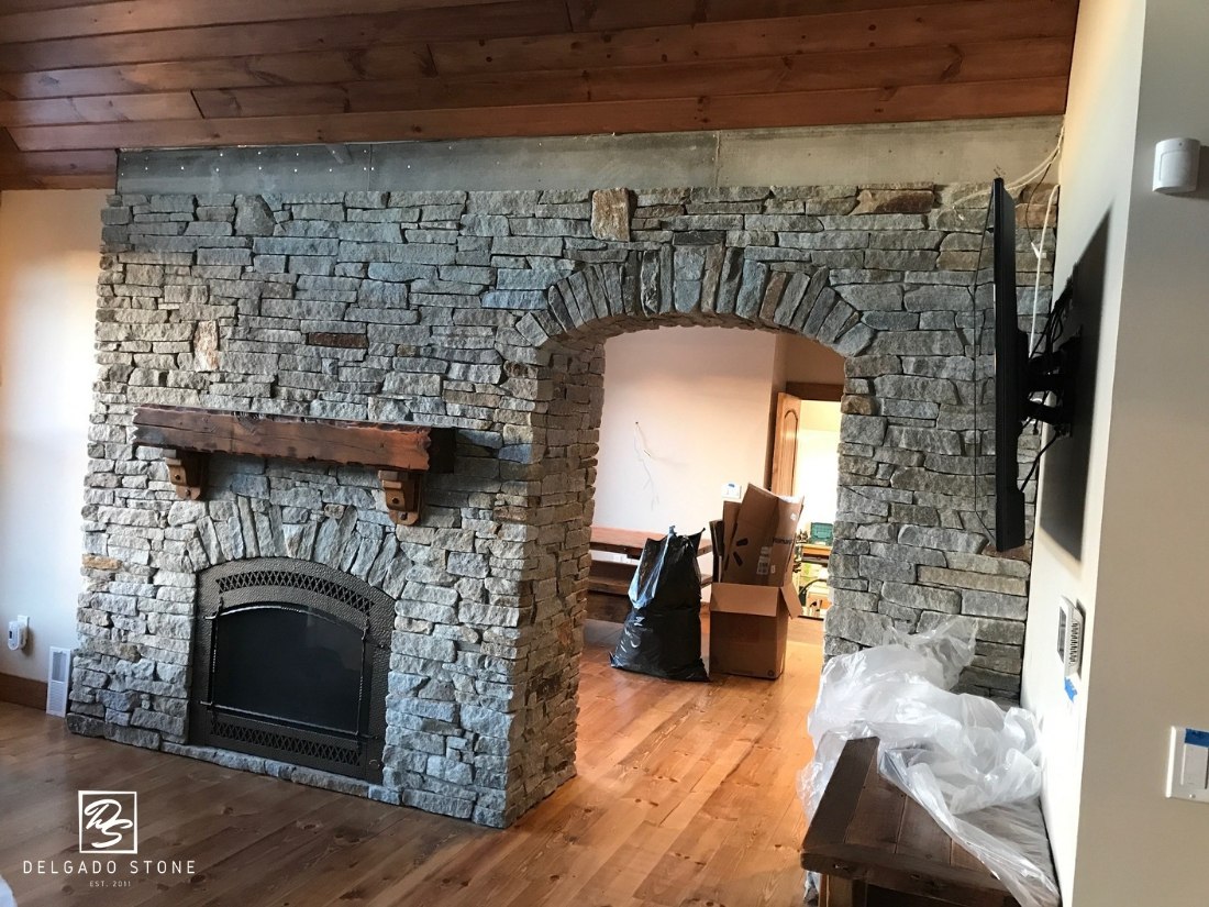 Spruce Mountain Natural Stone Veneer - Modern Stone Veneer